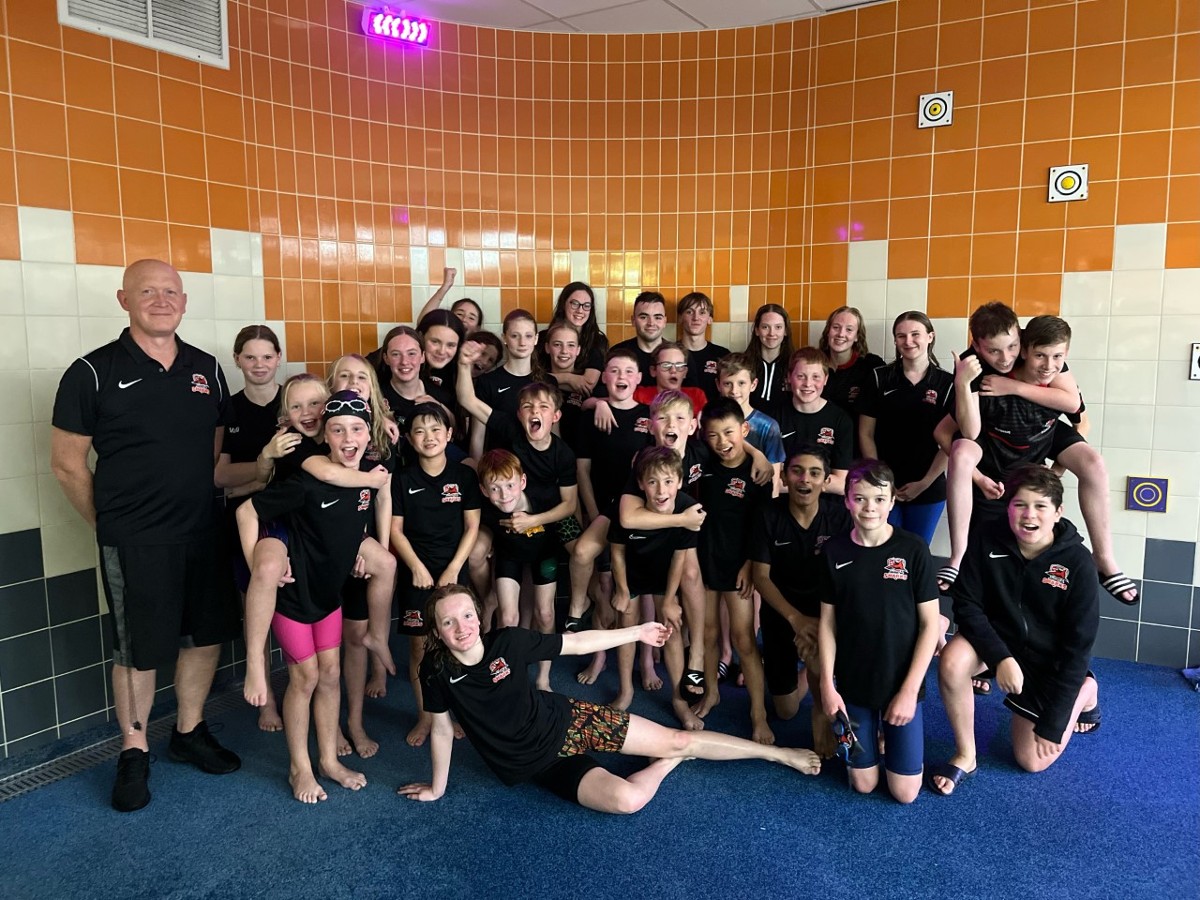 Leicester Sharks Competitive Swimming Club Home